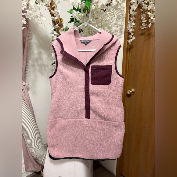 Title nine | Jackets & Coats | Title Nine Annapurna Fleece Light Pink ...